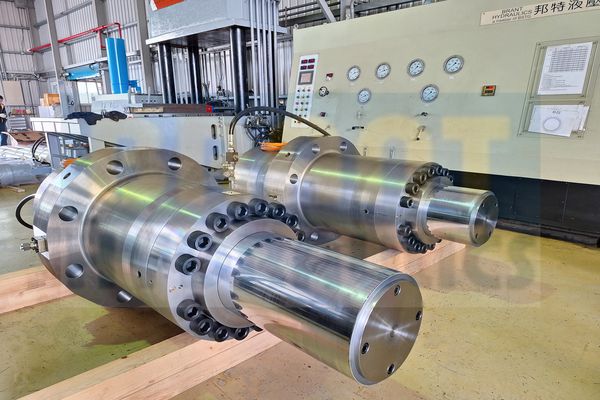 Large Press Machine Cylinder - Brant Hydraulics Corporation-Top ...