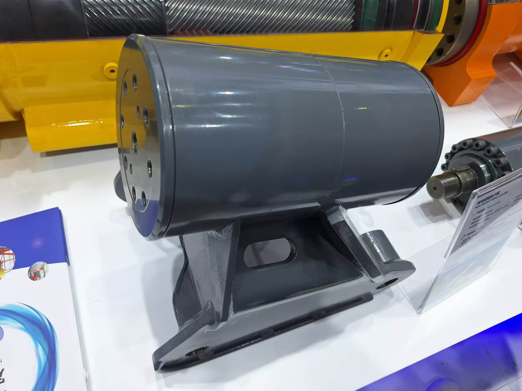 Index of /public/storage/products/cylinder-actuator/11-rotary